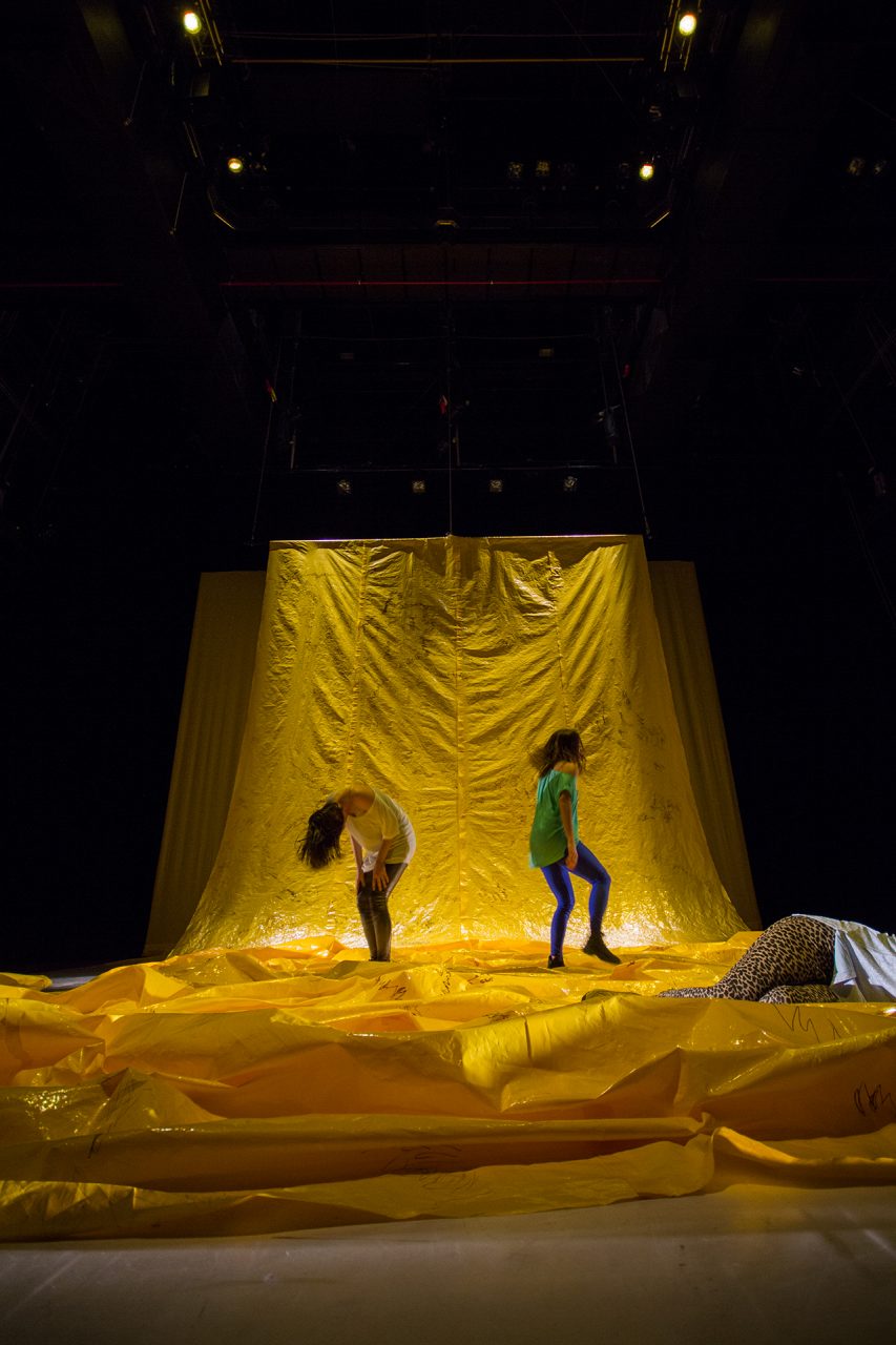 Antic TeatreVera Garat / Tamara Gómez / Lucía Valeta - DESDE ...